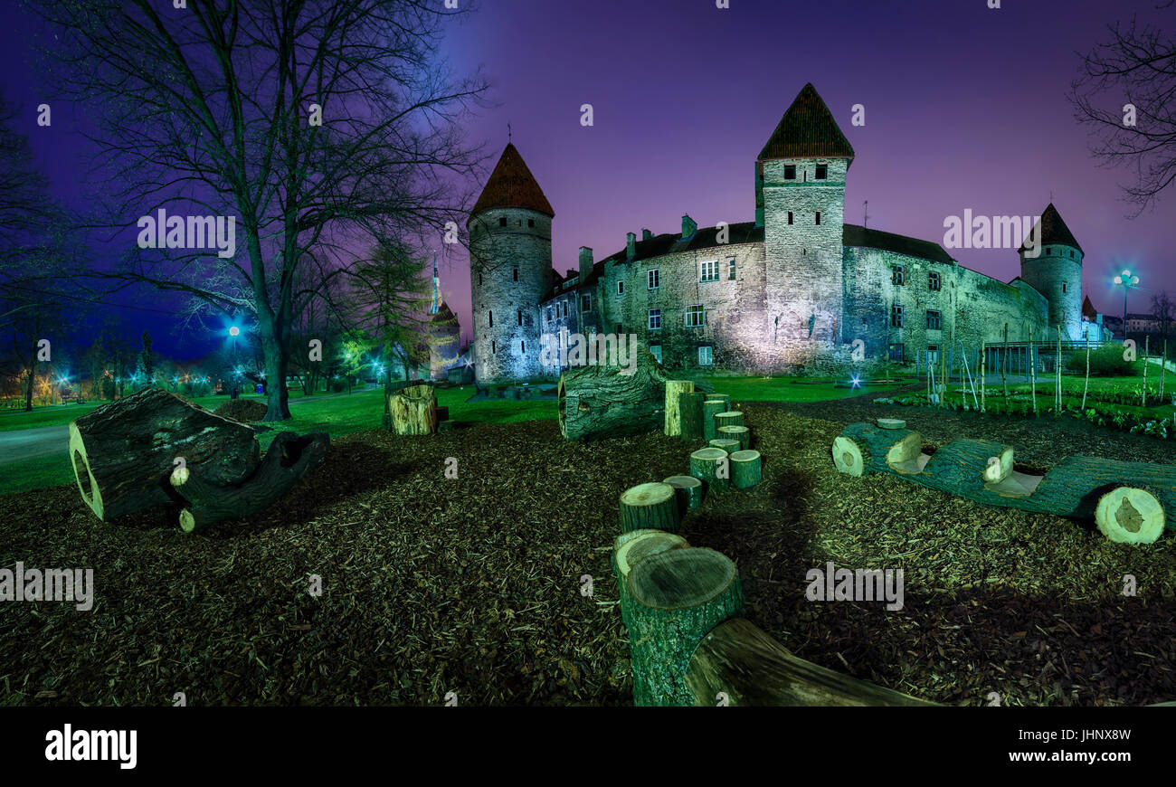 No turrets hi-res stock photography and images - Alamy