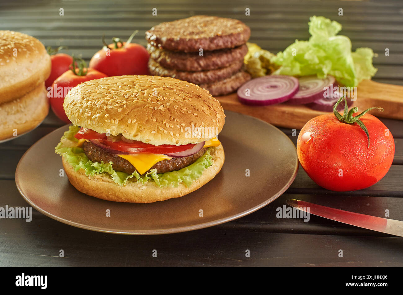 Cheeseburger tomato hi-res stock photography and images - Alamy