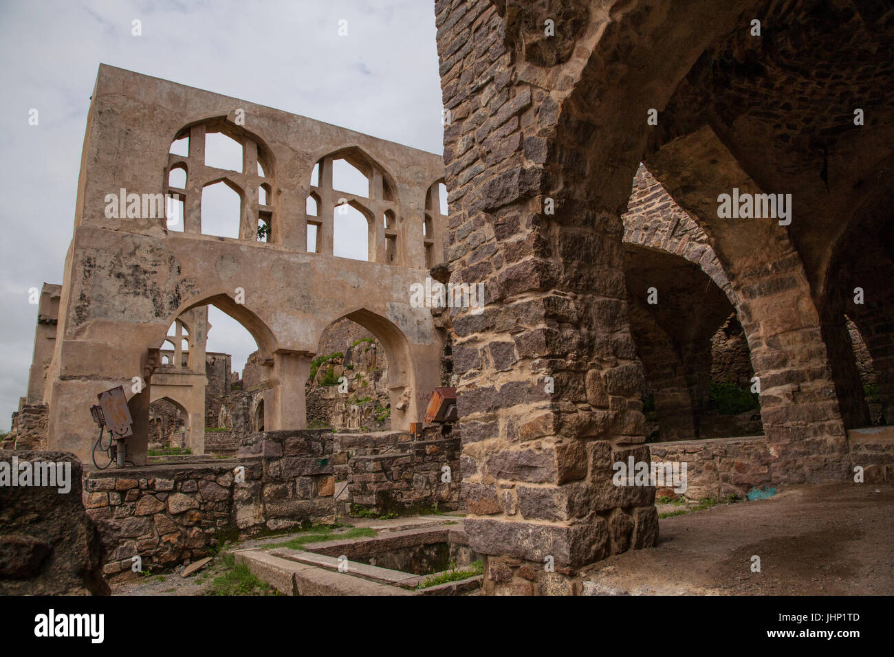 The grand old Fort of Golconda at Hyderabad is a spectacular ...