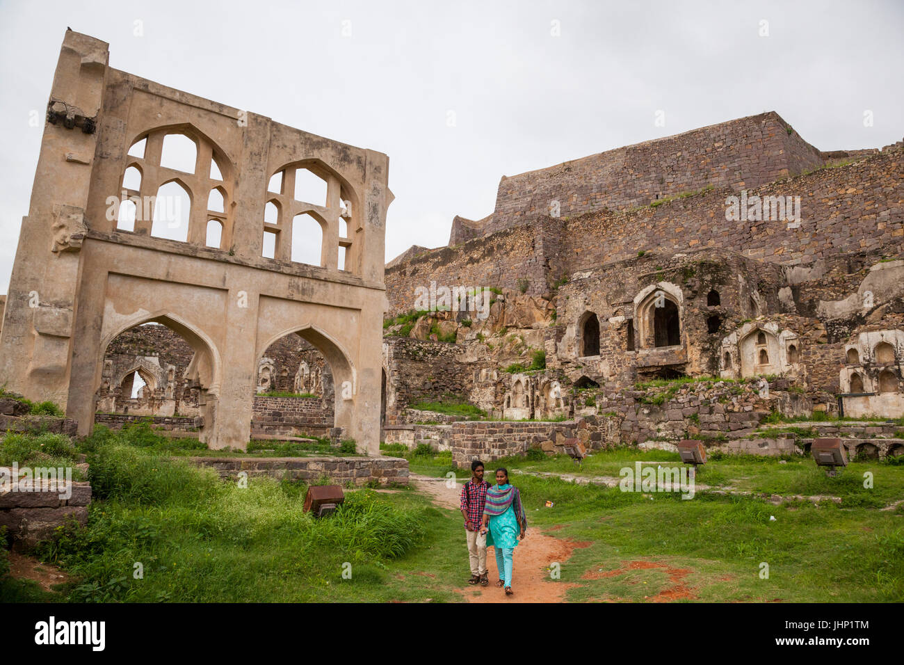 The grand old Fort of Golconda at Hyderabad is a spectacular ...