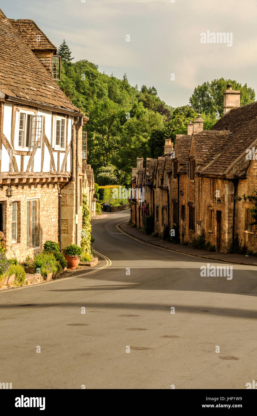 old English town and beautiful historic buildings, old street ...