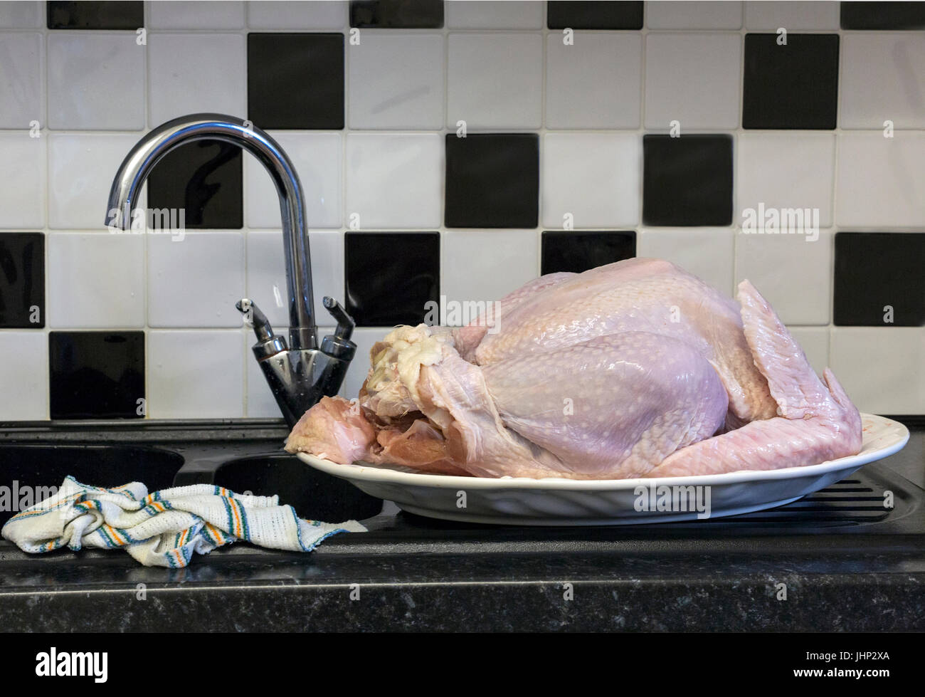 Raw Poultry in Cross Contamination Senario Stock Photo - Alamy