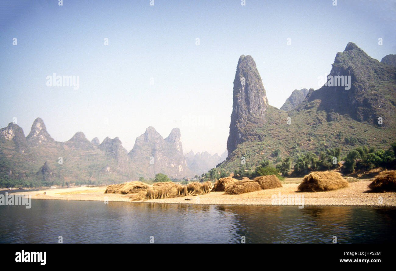 The lijiang river hi-res stock photography and images - Alamy