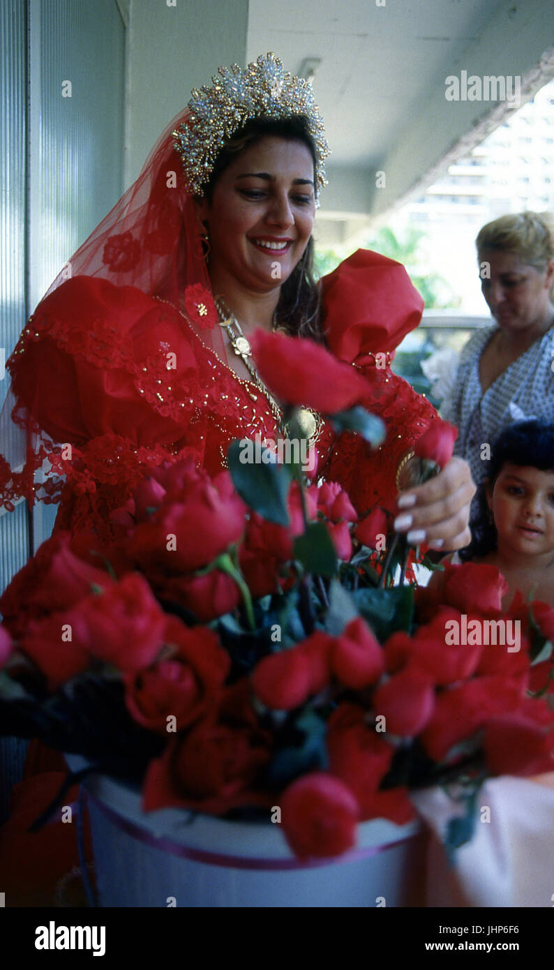 Gypsy wedding bride hi-res stock photography and images - Alamy