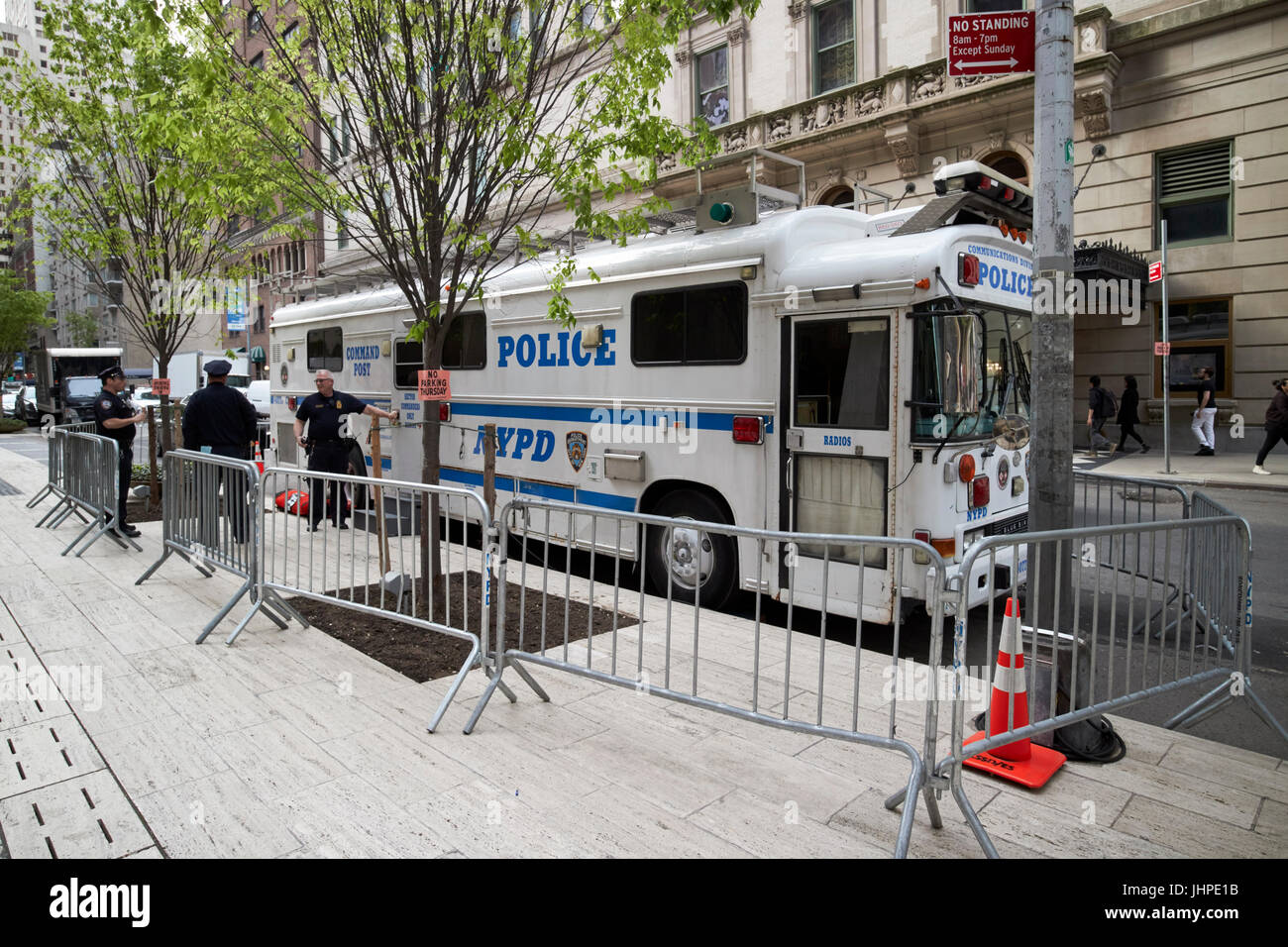 Mobile command vehicle hi-res stock photography and images - Alamy