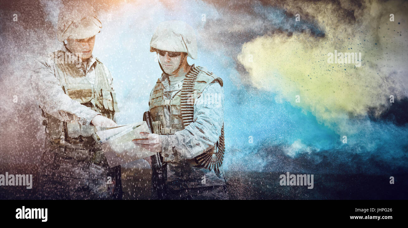 Soldiers standing together hi-res stock photography and images - Alamy