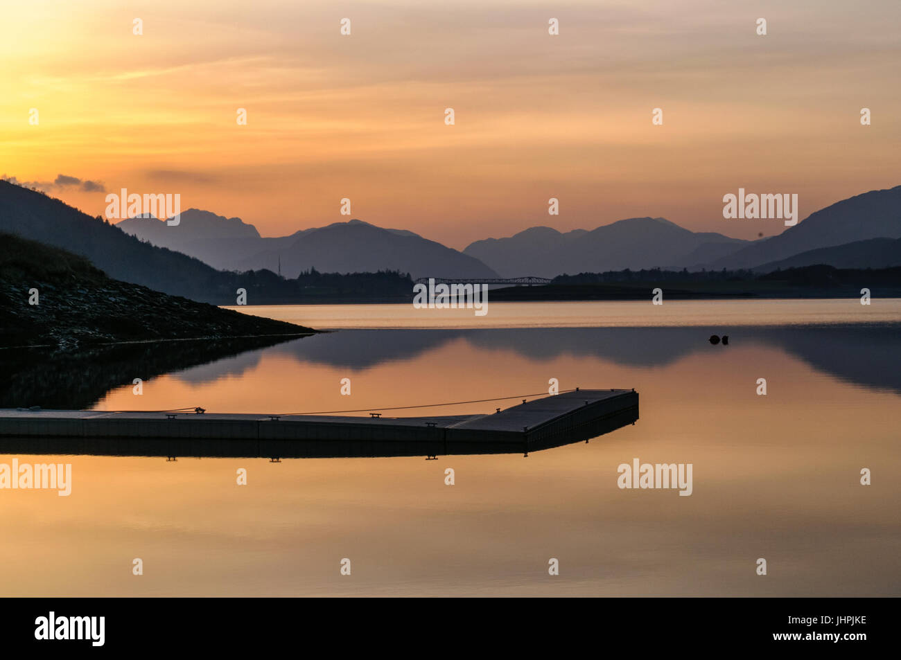 Beautiful sunset reflection hi-res stock photography and images - Alamy