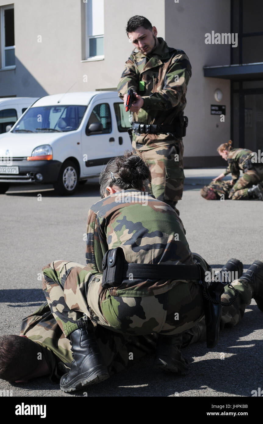 One week with the trainees of French National Gendarmerie Reserve, Lyon ...