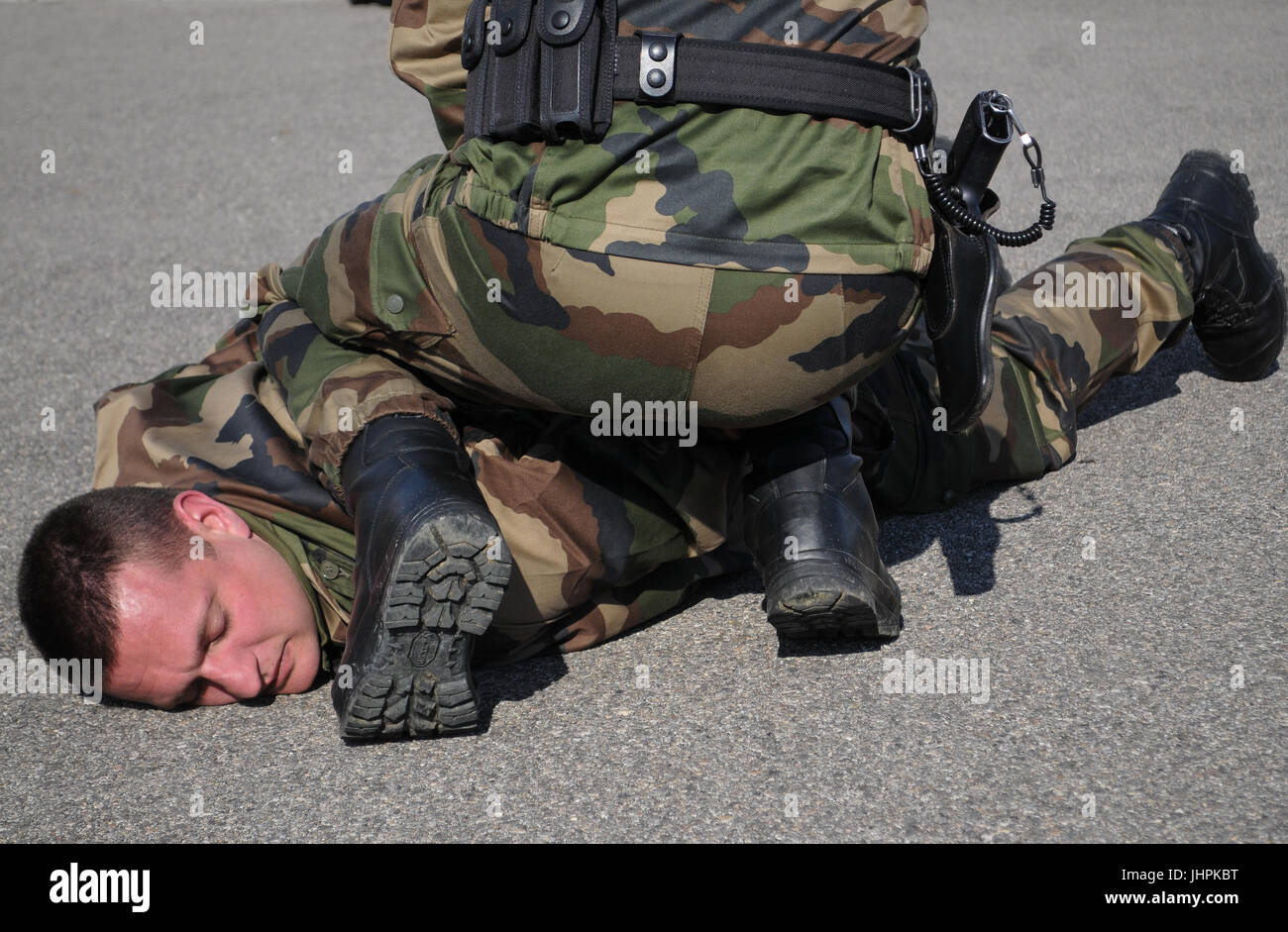 One week with the trainees of French National Gendarmerie Reserve, Lyon ...