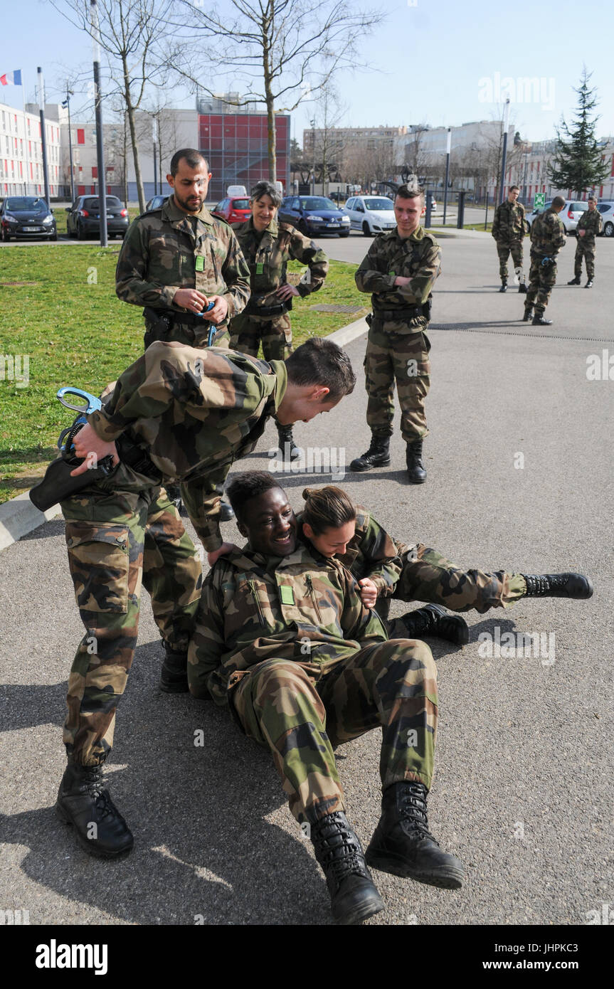 One week with the trainees of French National Gendarmerie Reserve, Lyon ...