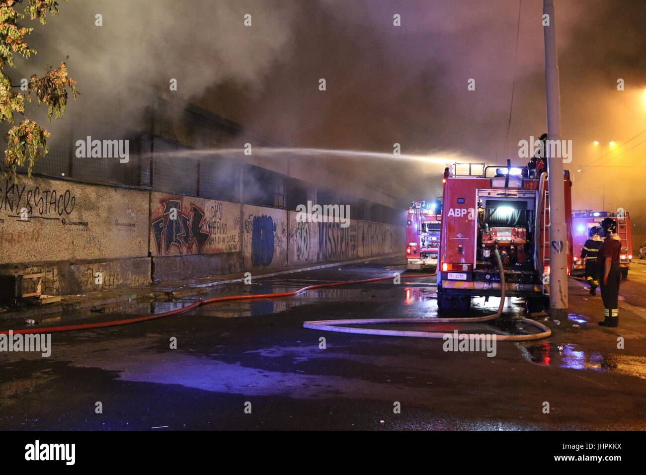 Napoli, Italy. 15th July, 2017. Firefighters during rescue operations ...