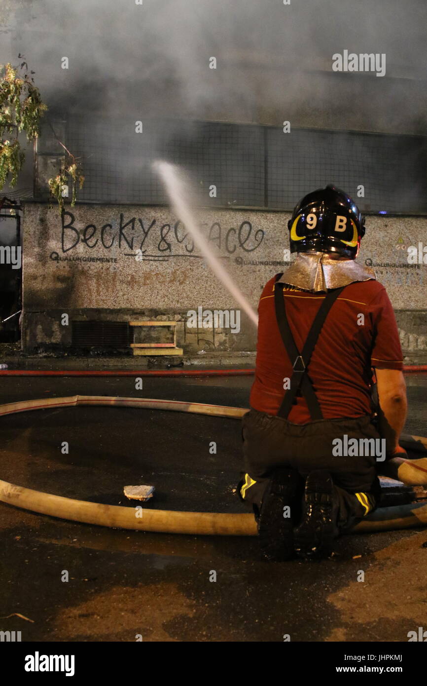 Napoli, Italy. 15th July, 2017. Firefighters during rescue operations ...