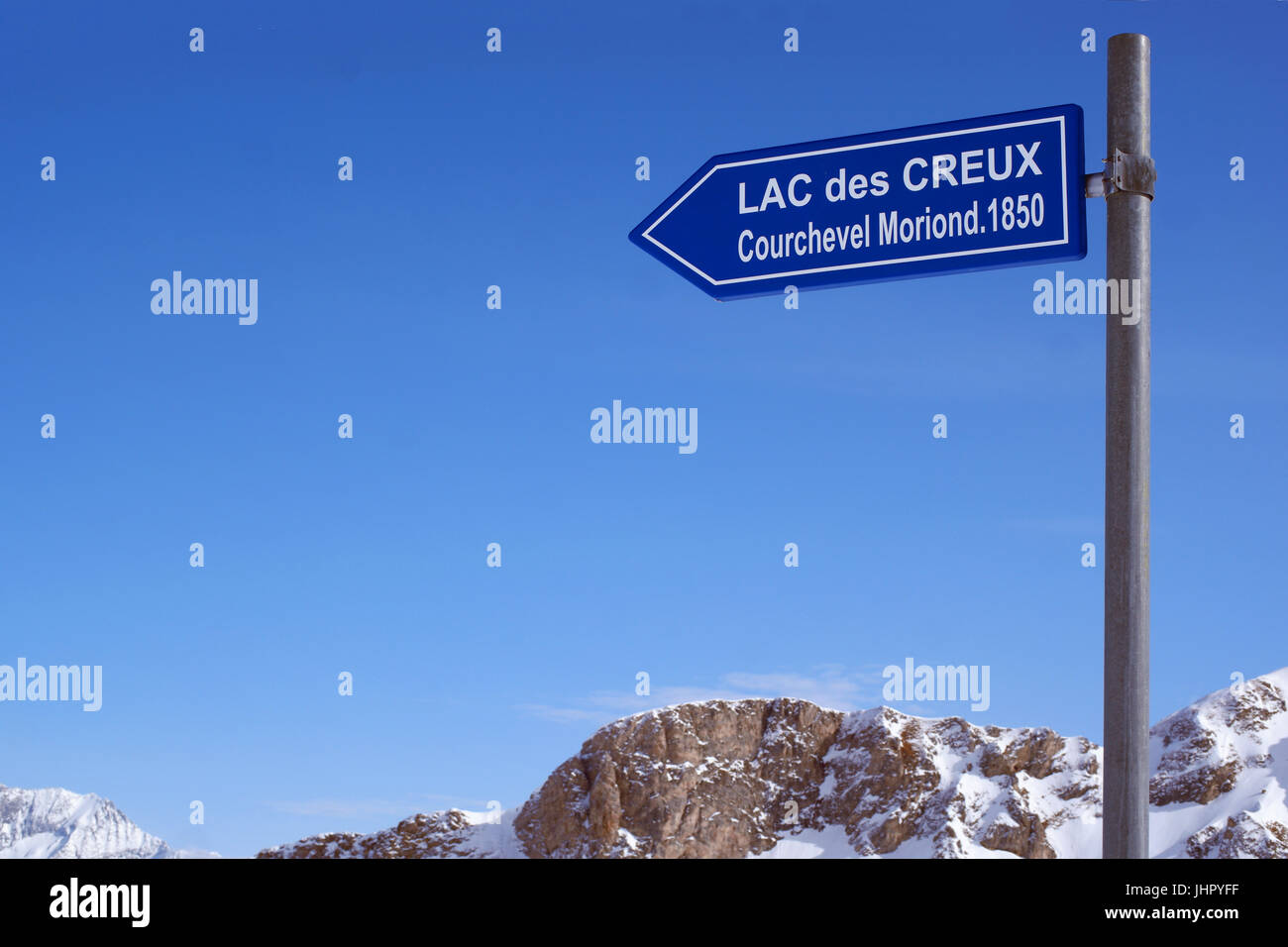 Ski resort trail signs hi-res stock photography and images - Alamy