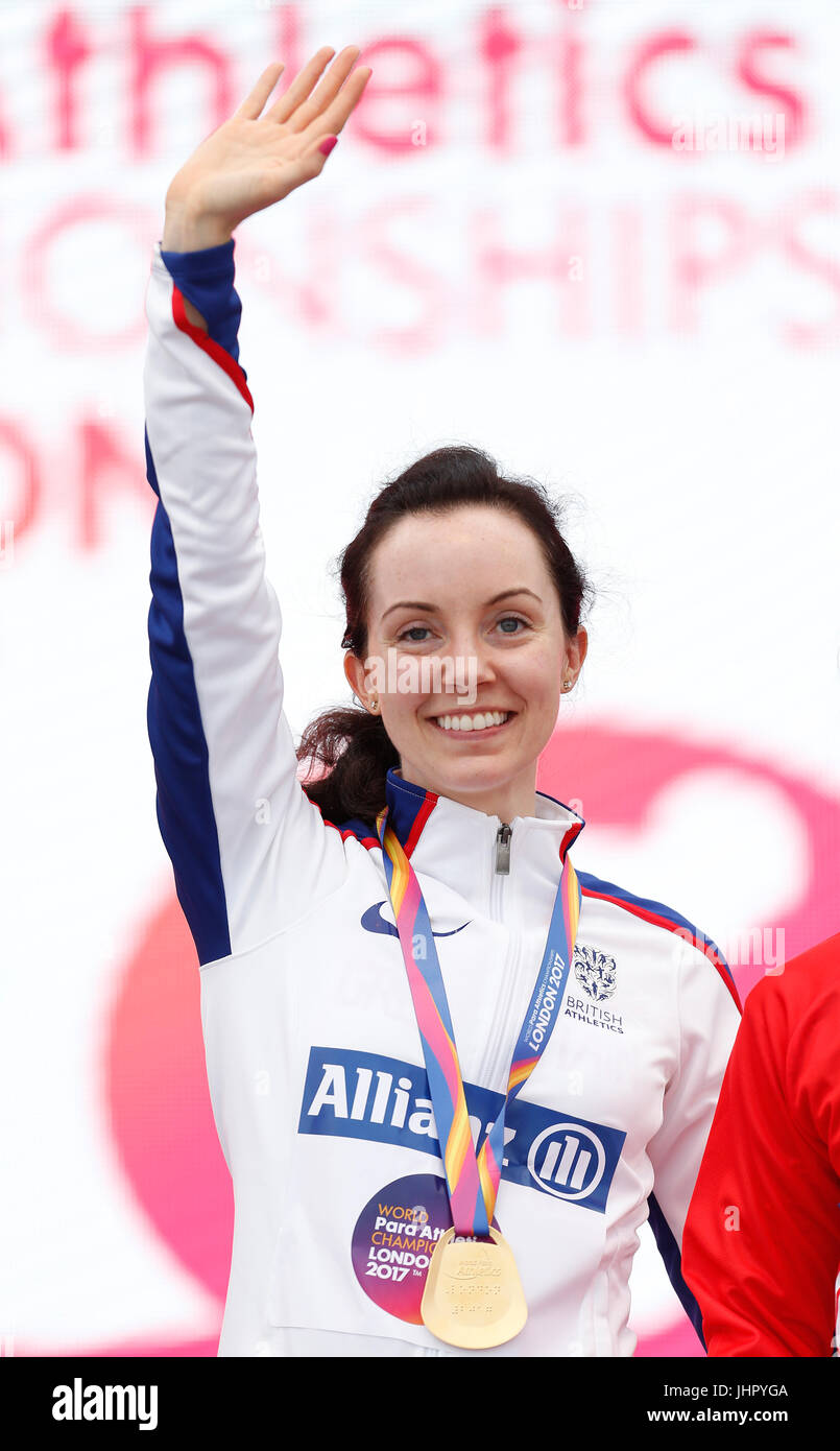 Great Britain's Stef Reid with her gold medal after the Women's Long ...