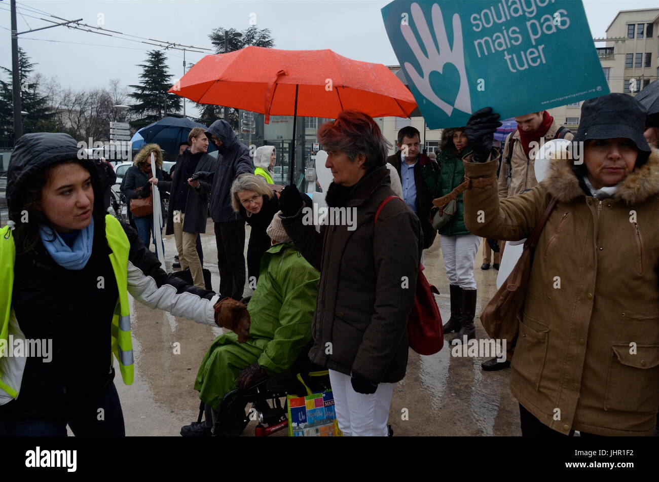 Euthanasia protest hi-res stock photography and images - Alamy