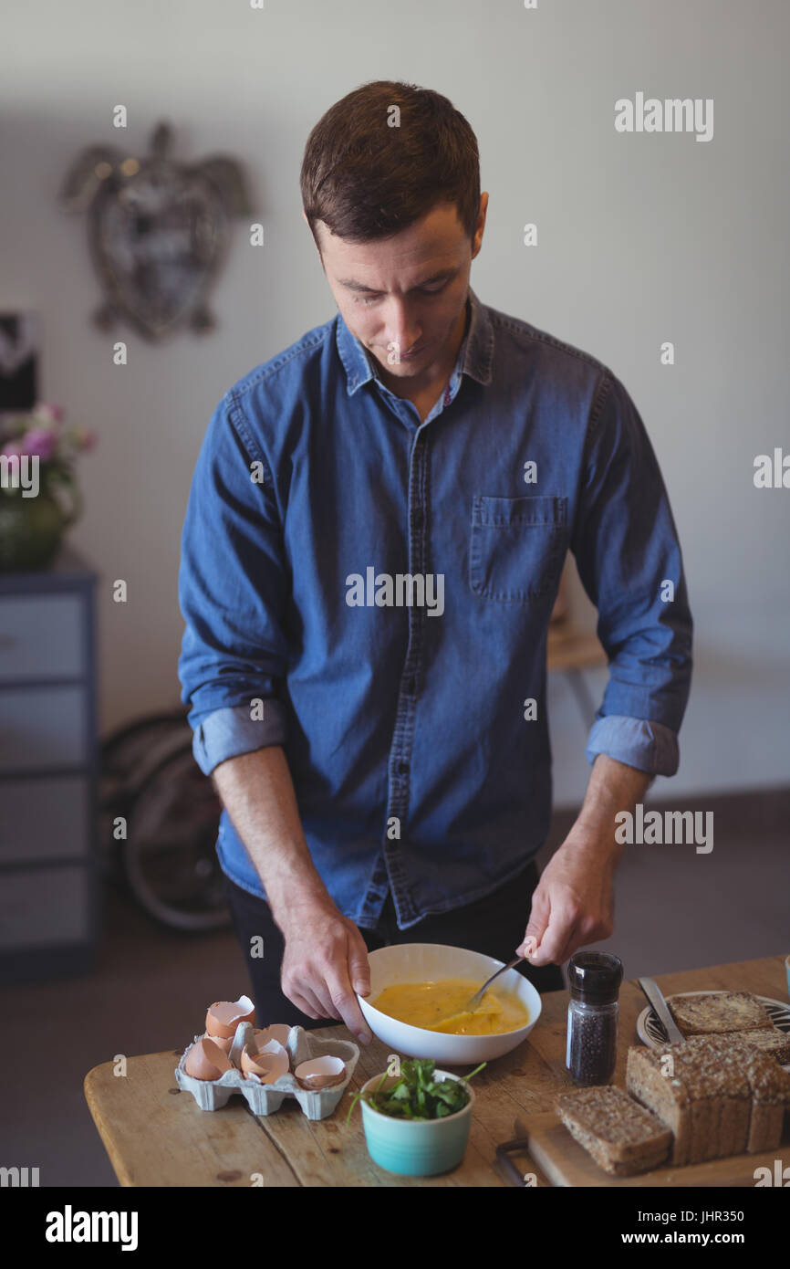 Man holding breakfast tray hi-res stock photography and images - Alamy