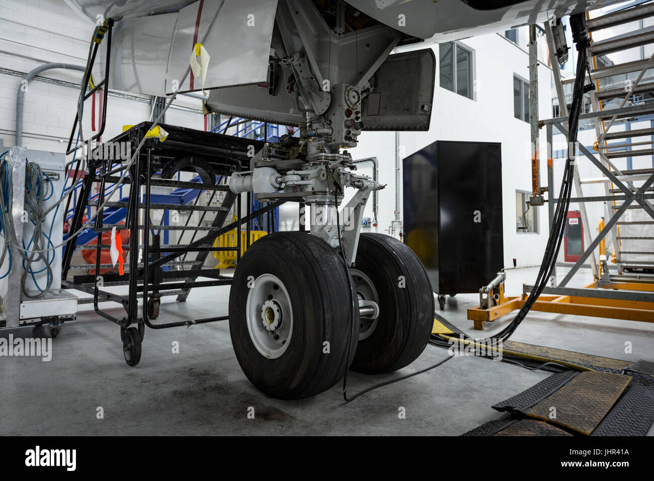 Heavy airliner hi-res stock photography and images - Alamy