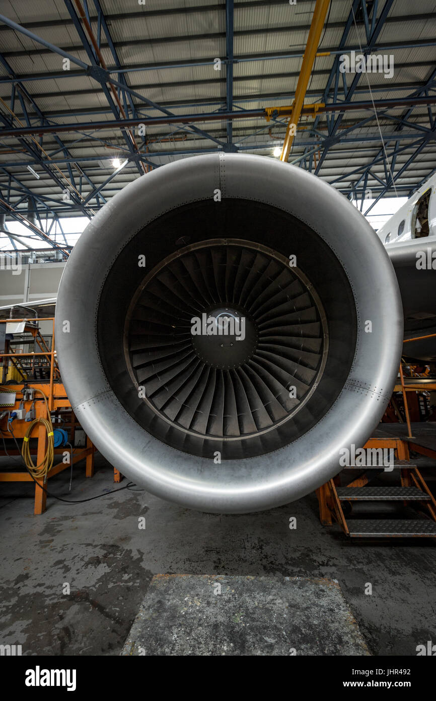 Aircraft turbine repair hi-res stock photography and images - Alamy