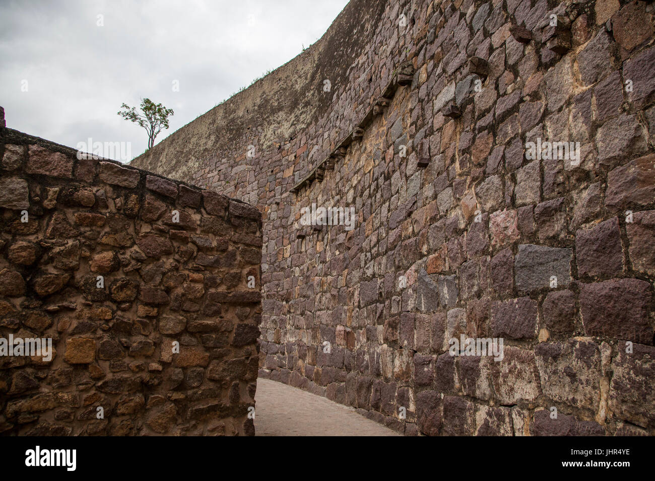 Qutb shahi dynasty hi-res stock photography and images - Alamy
