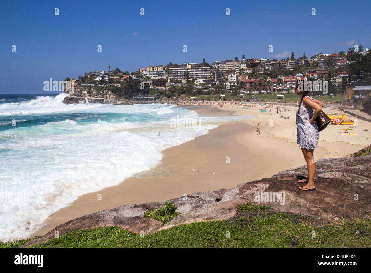 Bronte beach sydney cliff walk hi-res stock photography and images - Alamy