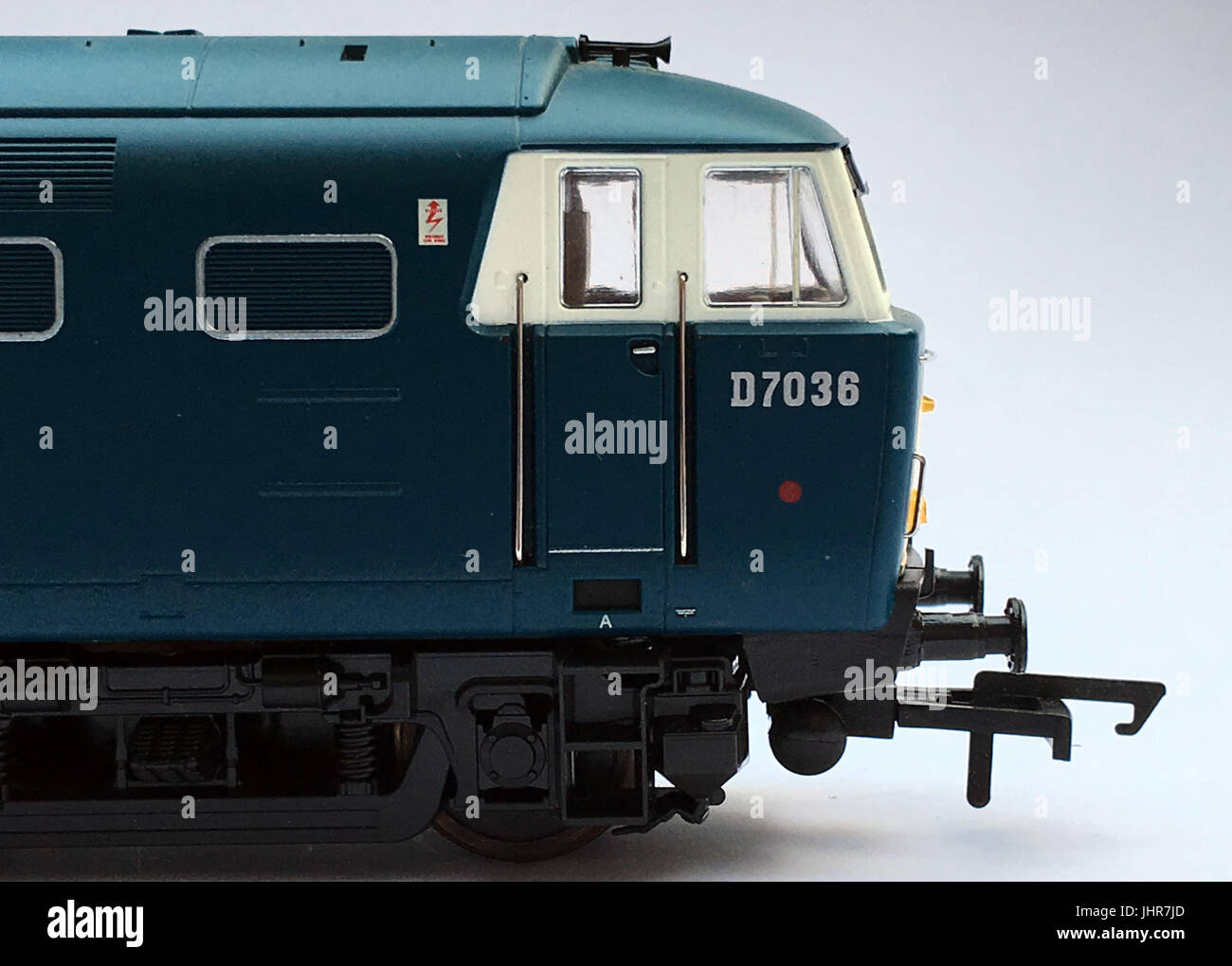 Heljan Class 35 D7036 In BR Blue Livery With Small Yellow Panels ...