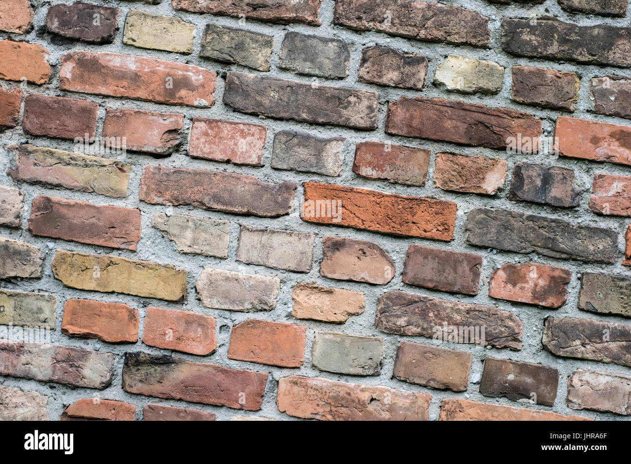 Fading red bricks hi-res stock photography and images - Alamy