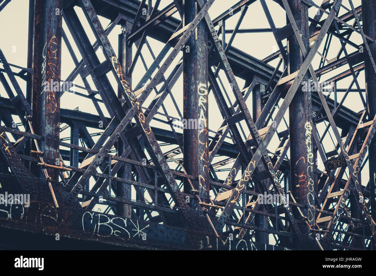 Rusted steel beams hi-res stock photography and images - Alamy