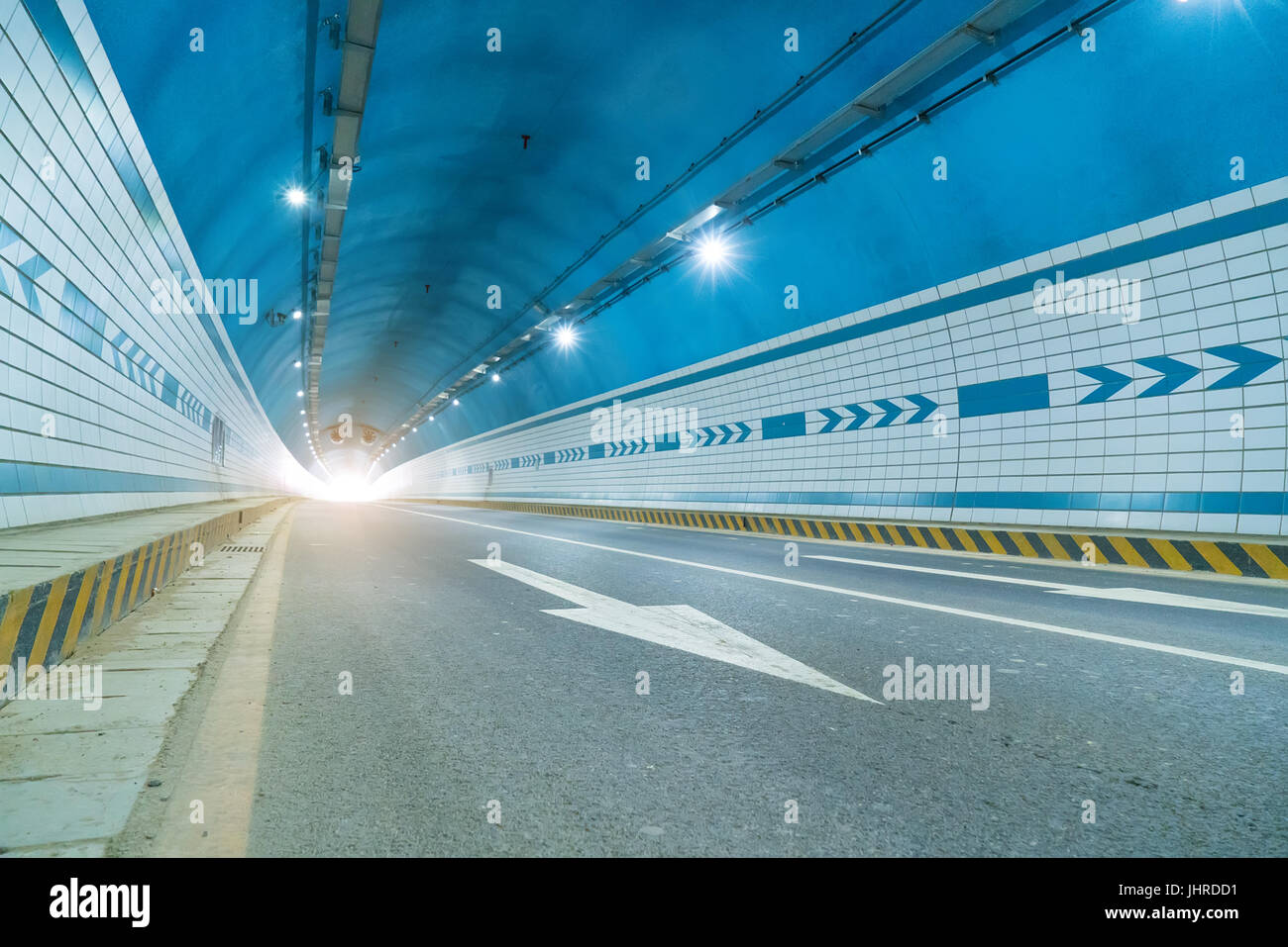 Fast moving light rail hi-res stock photography and images - Alamy