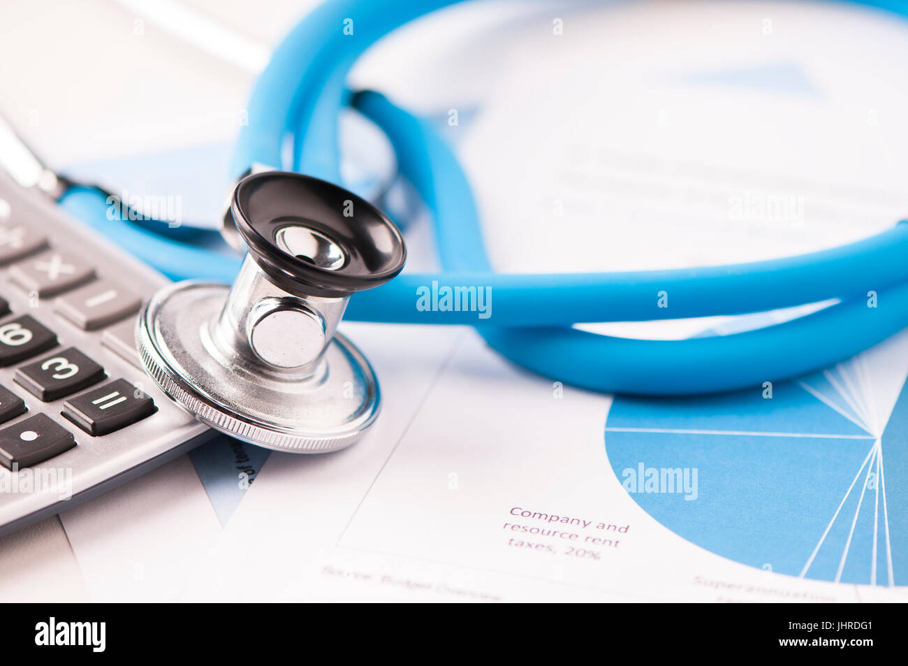 Medical charts and graphs hi-res stock photography and images - Alamy