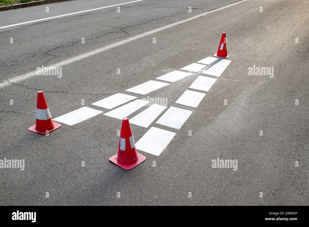 Bus lane sign hi-res stock photography and images - Alamy