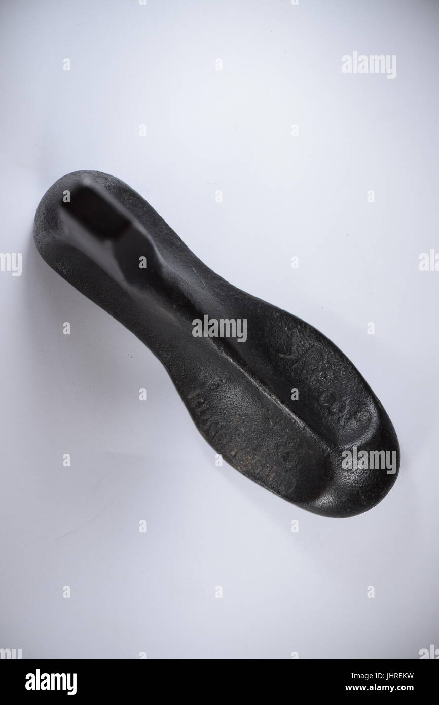 Cobblers last hi-res stock photography and images - Alamy