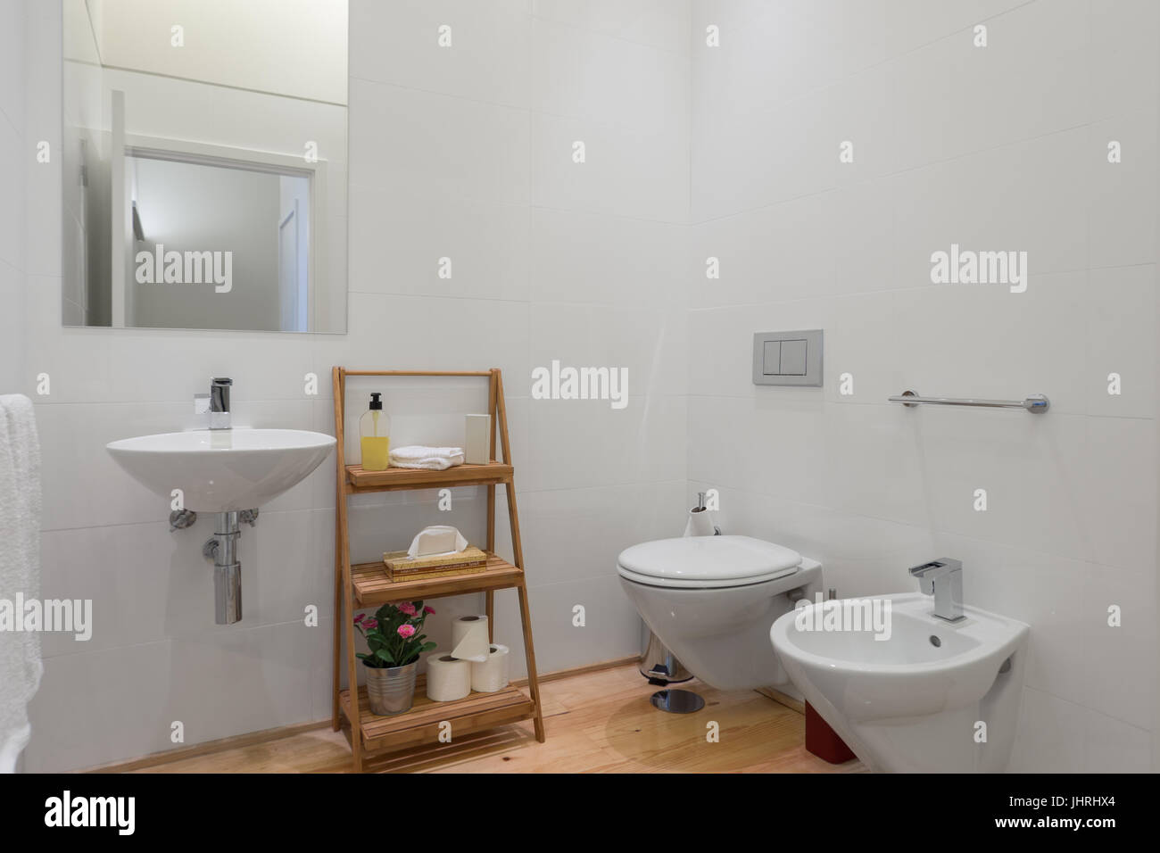 Clean fresh and bright Bathroom Stock Photo - Alamy