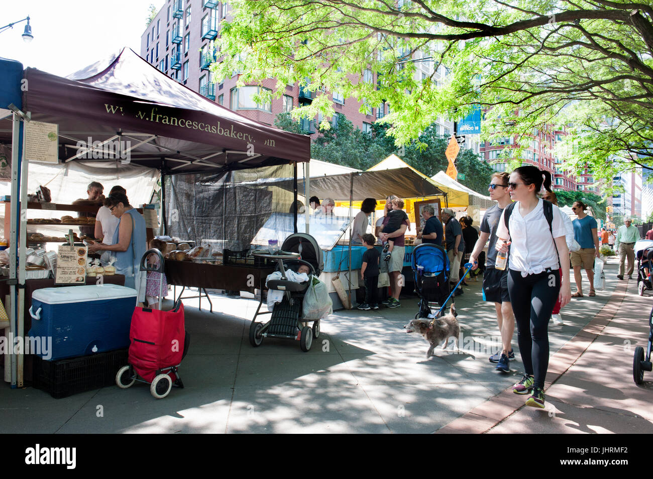 Busy Farmers Market Stock Photos & Busy Farmers Market Stock Images - Alamy