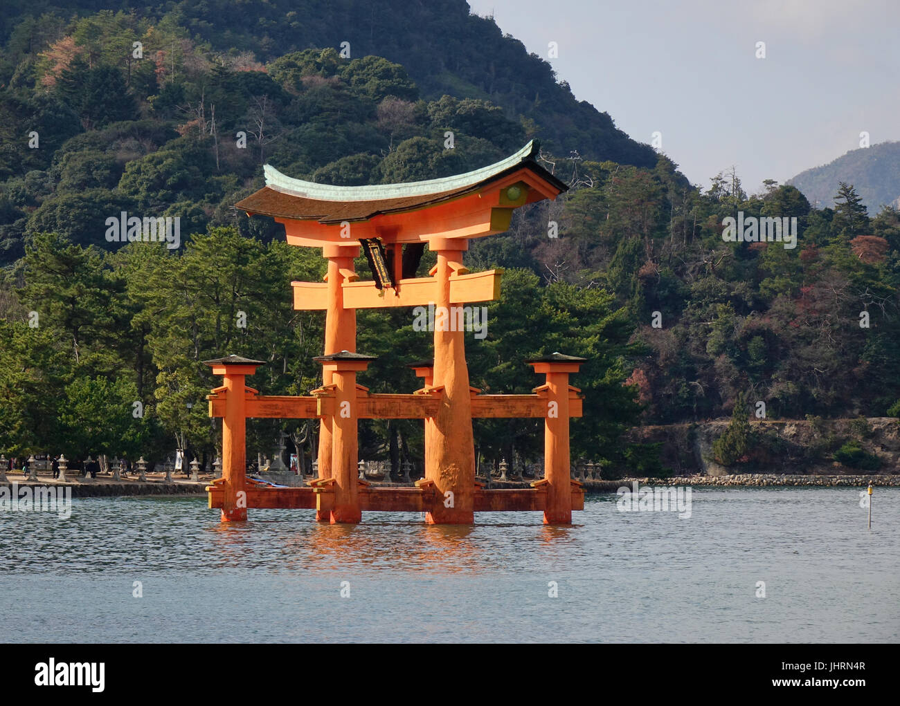 View of floating gate (Giant Torii) of Itsukushima Shrine in Hiroshima ...