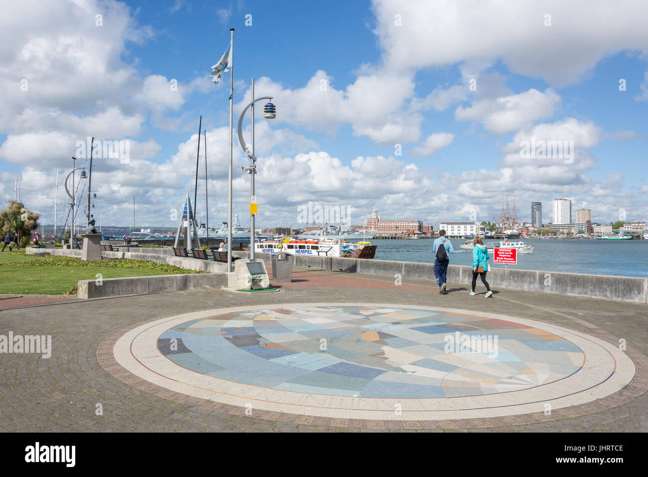 Gosport memorial hi-res stock photography and images - Alamy