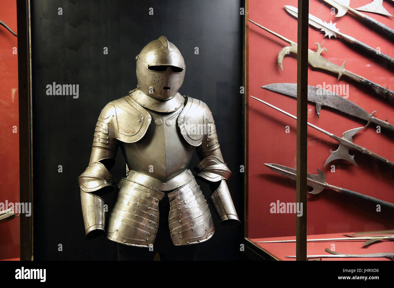 Valletta malta palace armoury hi-res stock photography and images - Alamy