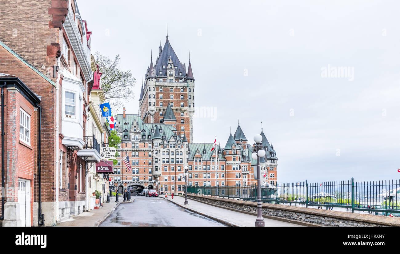 Fort dufferin hi-res stock photography and images - Alamy