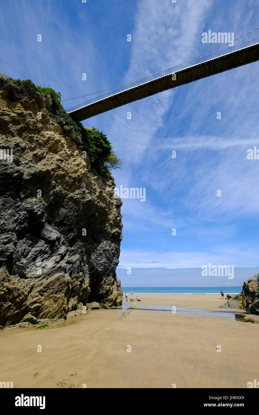 Beach suspension bridge newquay in hi-res stock photography and images ...