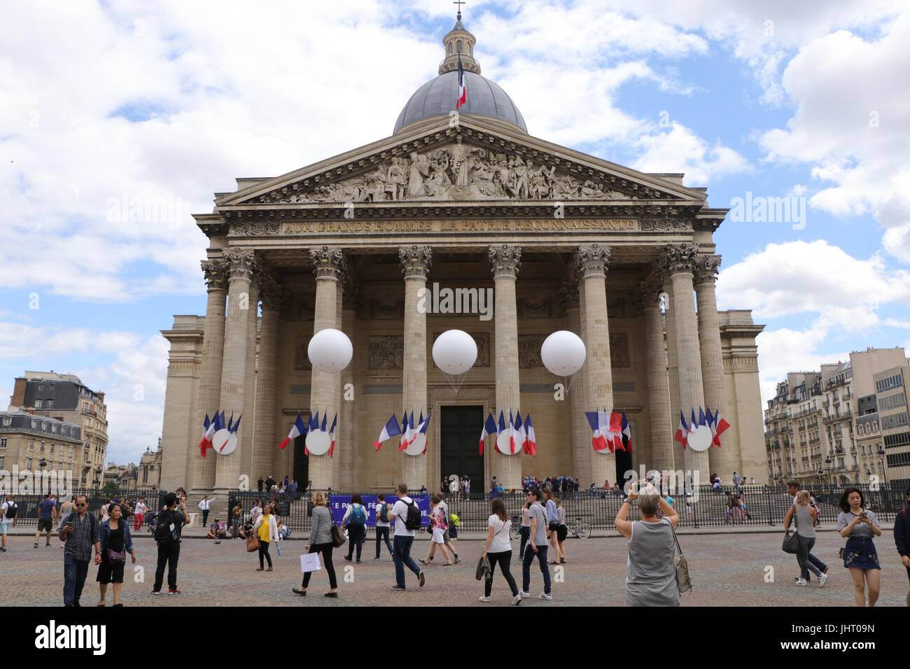 Interactive installation hi-res stock photography and images - Alamy