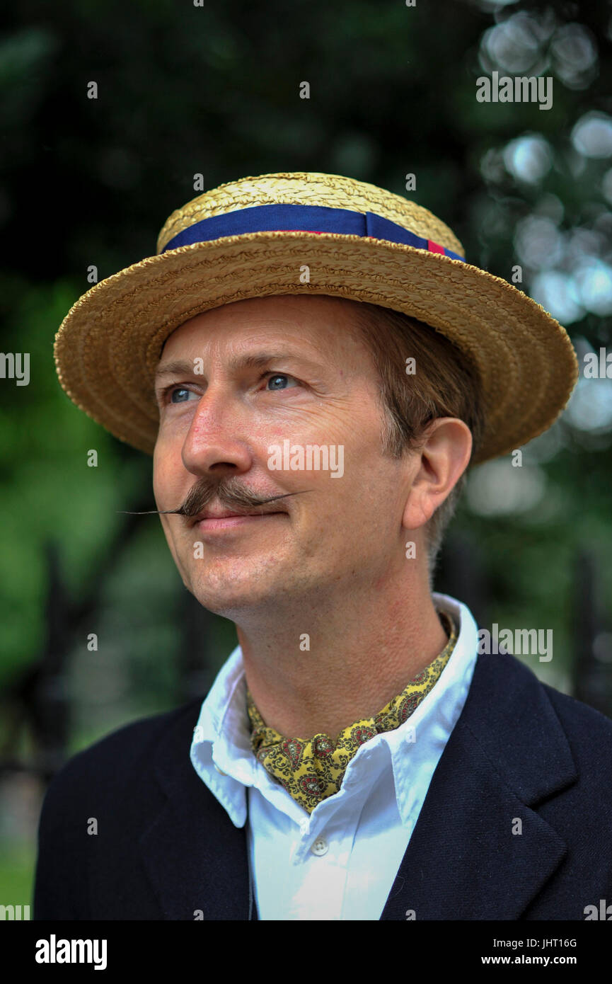 Chap olympiad hi-res stock photography and images - Alamy