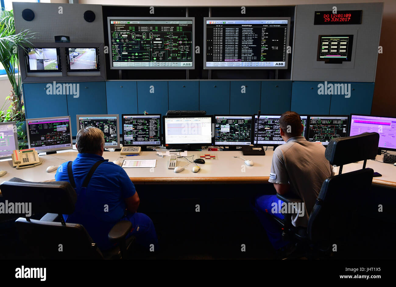 Energy Grid Control Room High Resolution Stock Photography and Images ...