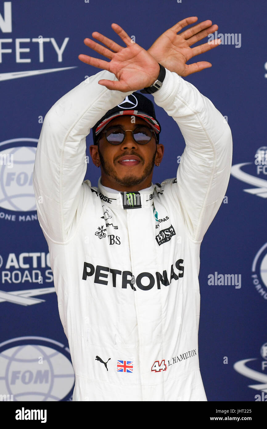 Silverstone Race Circuit, UK. Saturday day 15th July 2017. Lewis ...