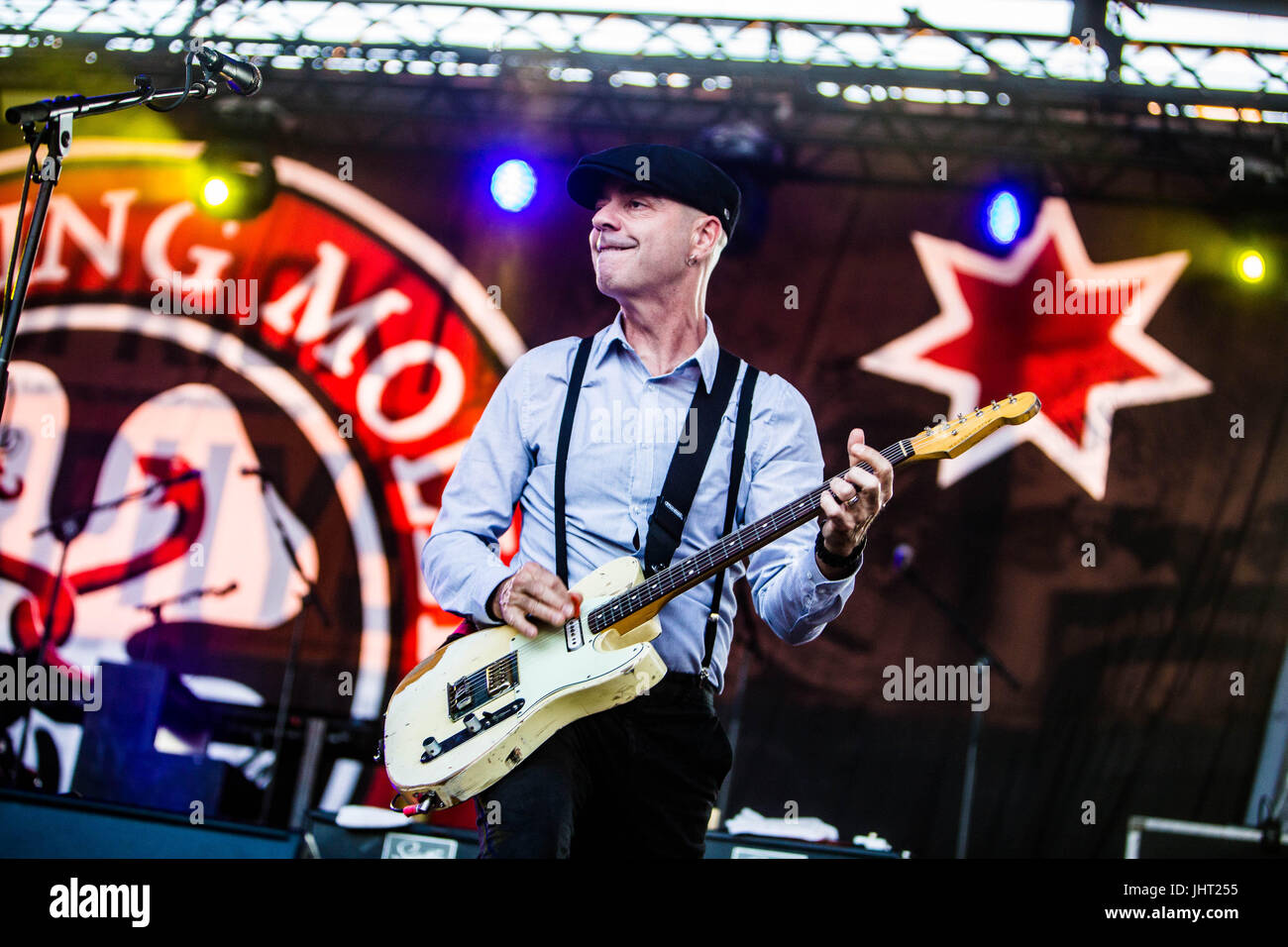 Bridget regan of flogging molly hi-res stock photography and images - Alamy