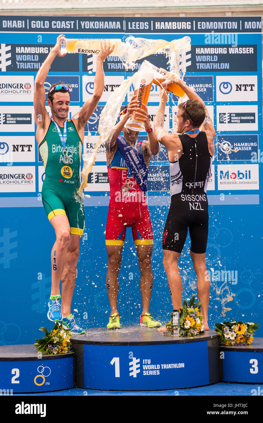 Mario mola running hi-res stock photography and images - Alamy