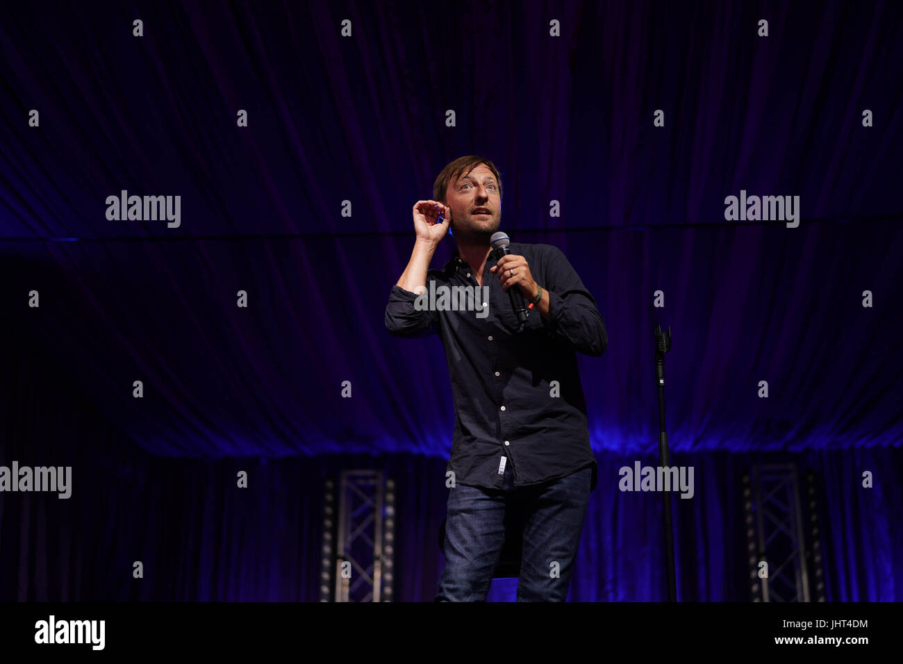 Andrew maxwell comedian hi-res stock photography and images - Alamy
