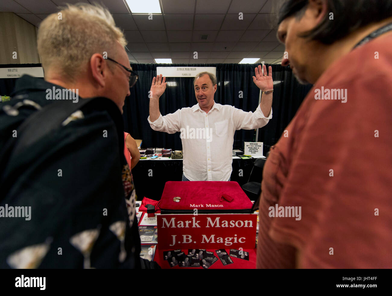 Mark mason hi-res stock photography and images - Alamy