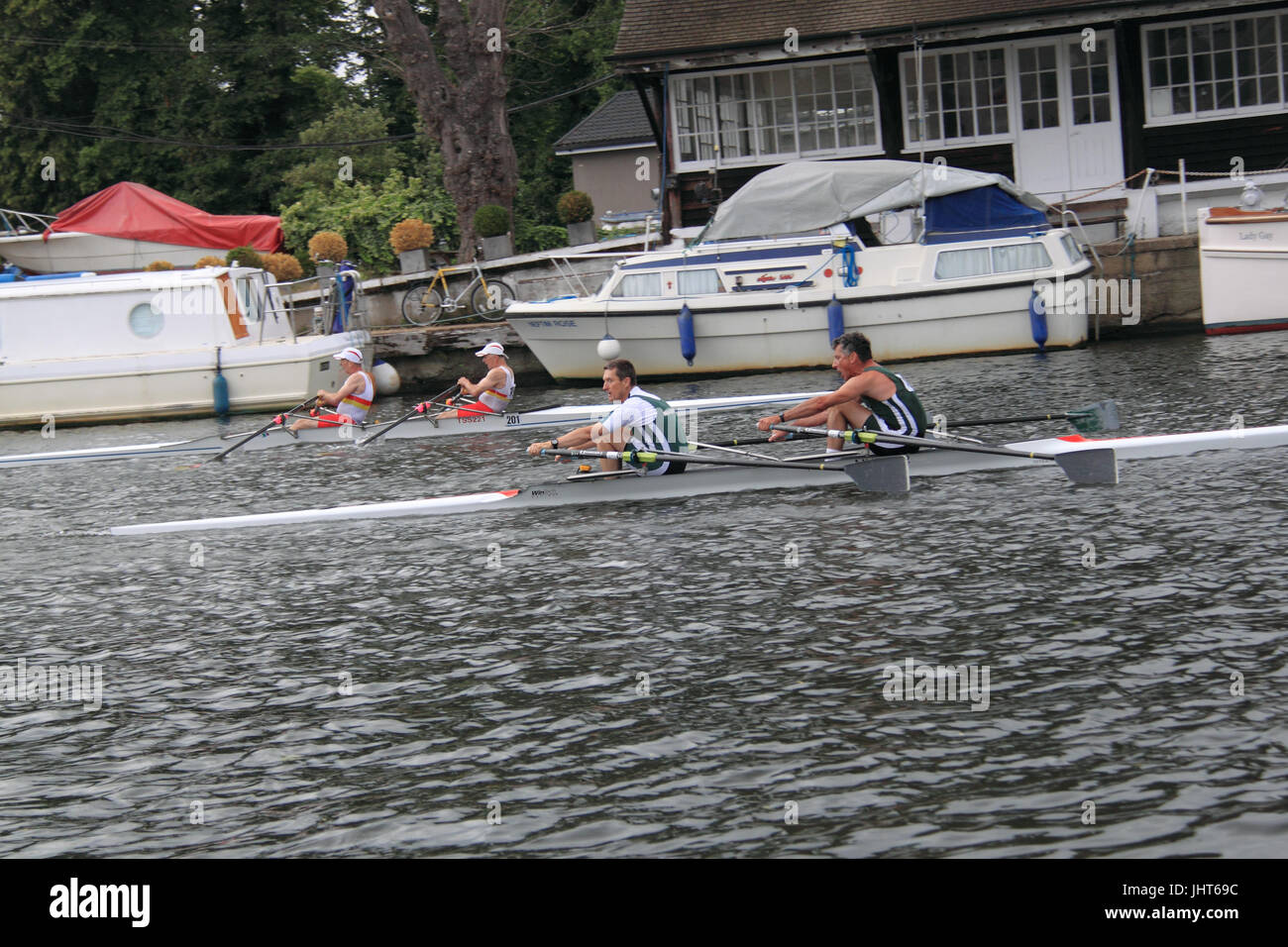Maidenhead Rowing Club (Winners) lead Tideway Scullers. Men's Masters E ...