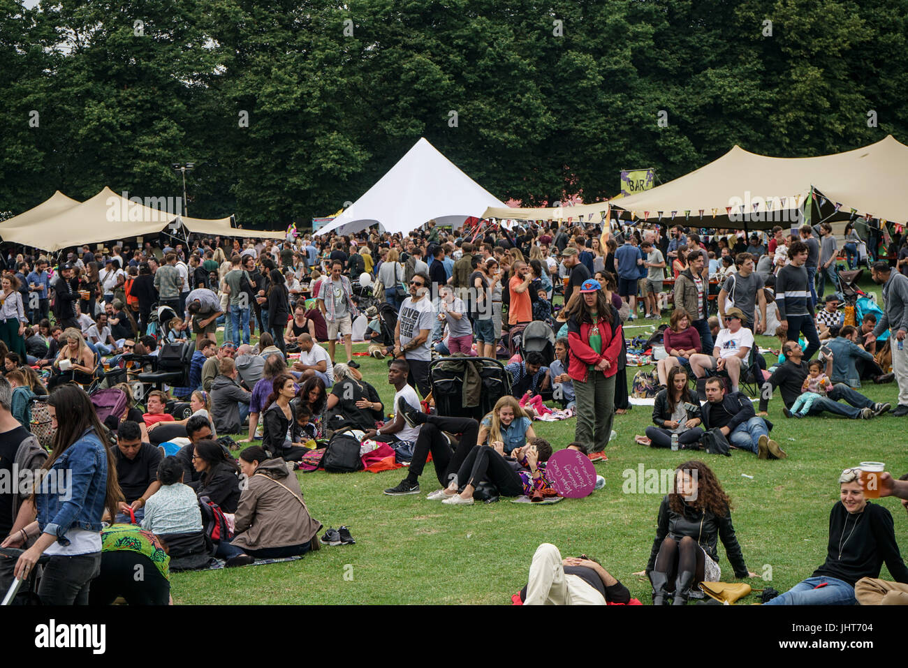 Lloyd Park, London, England, UK. Hundreds attend the Walthamstow Garden ...