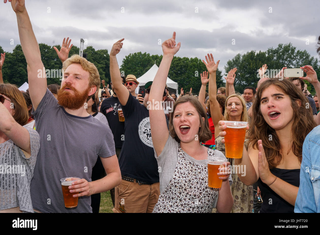 Lloyd Park, London, England, UK. Hundreds attend the Walthamstow Garden ...