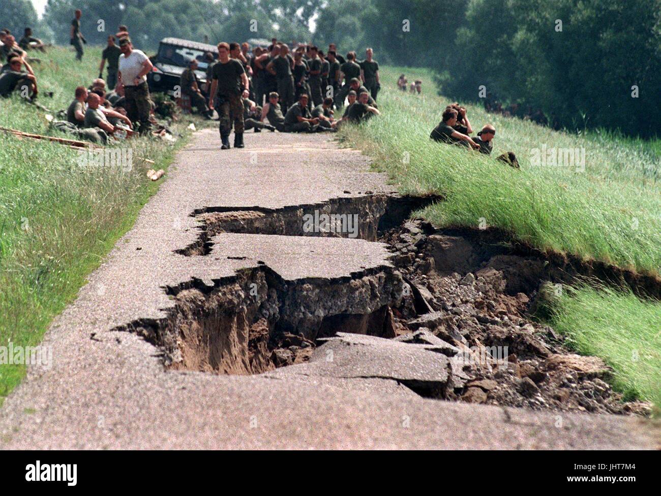 25 july 1997 hi-res stock photography and images - Alamy